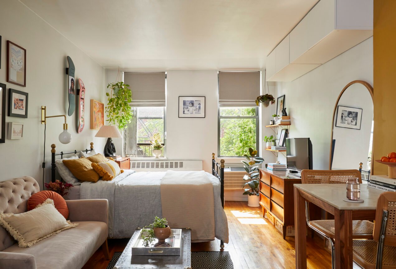 This 350-Square-Foot Studio Is a DIY Dream | Cup of Jo